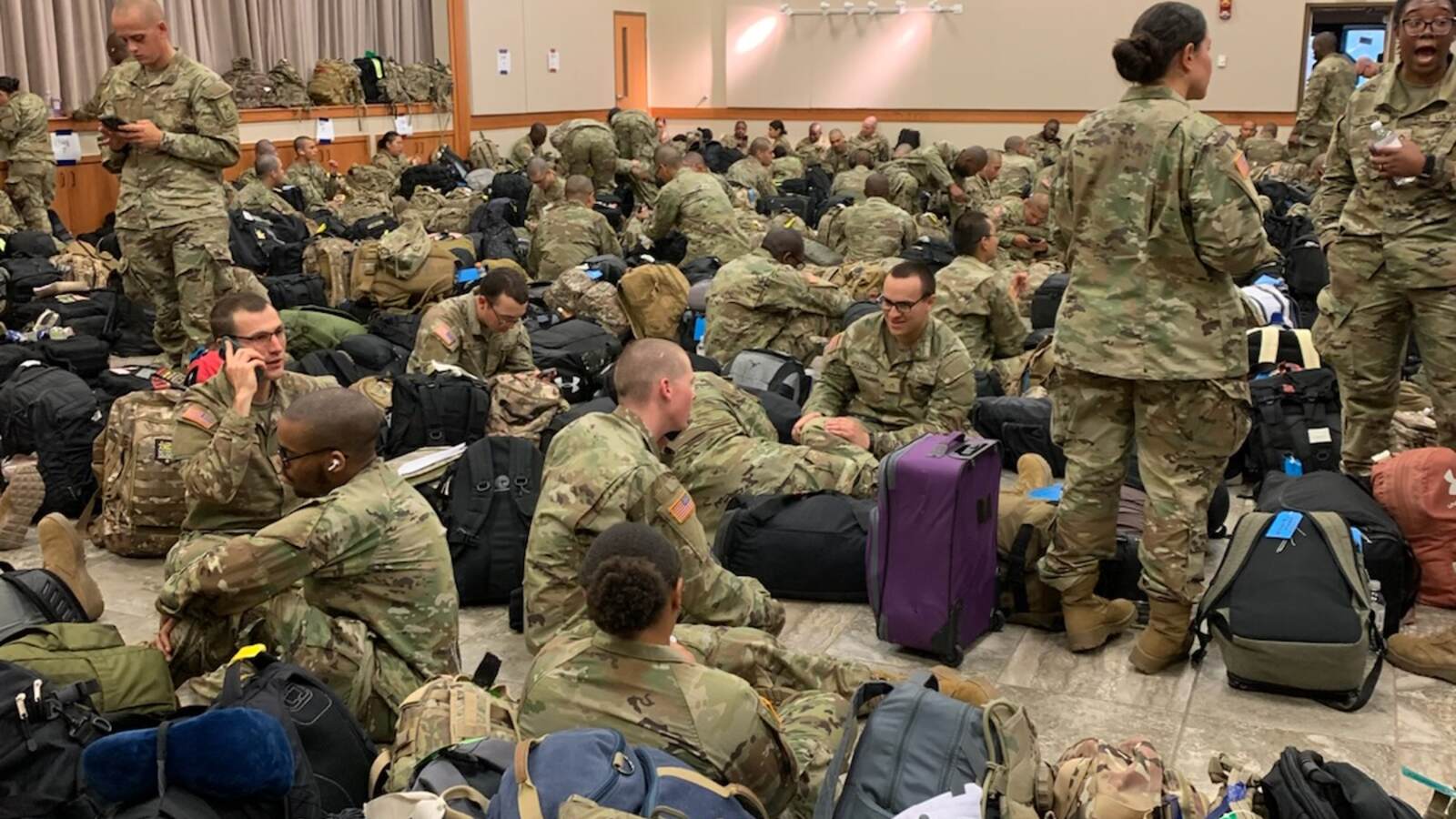 USO Provides Friendly Send off to Home for Trainees • USO Oklahoma